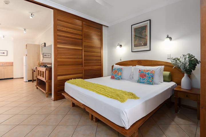Poolside Villa - Hibiscus 40b - Port Douglas