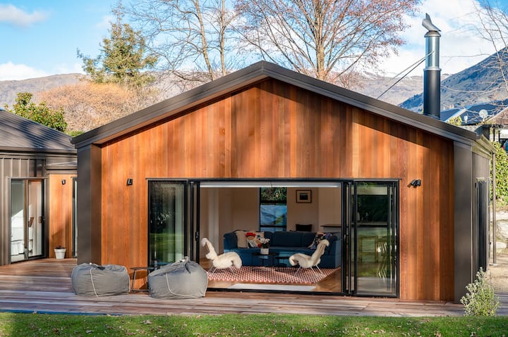 Number 70 Warm 3 Bedroom - Close To Lake And Town - Wanaka