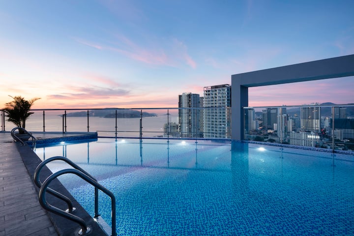 2 Brd Condo W Rooftop Pool - Nha Trang