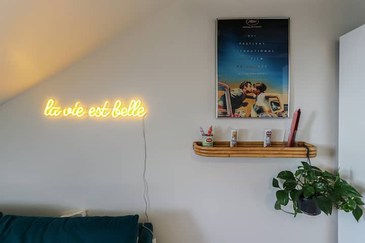 Appartement 2 Pièces + Chambre En Mezzanine - Porte de Saint-Ouen