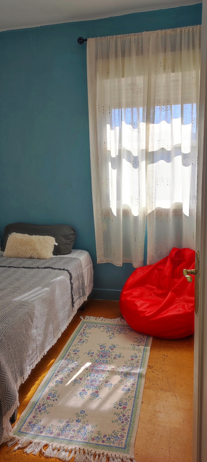 Habitación En Hogar Tranquilo. - Redondela