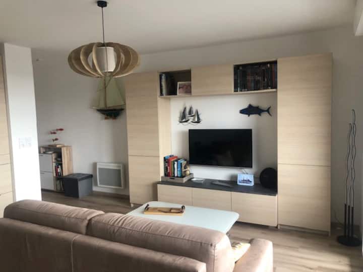 Dinard, Studio Neuf Et Lumineux. - Dinard