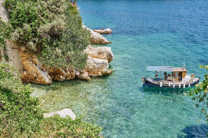 Dream City Apartment - Skiathos