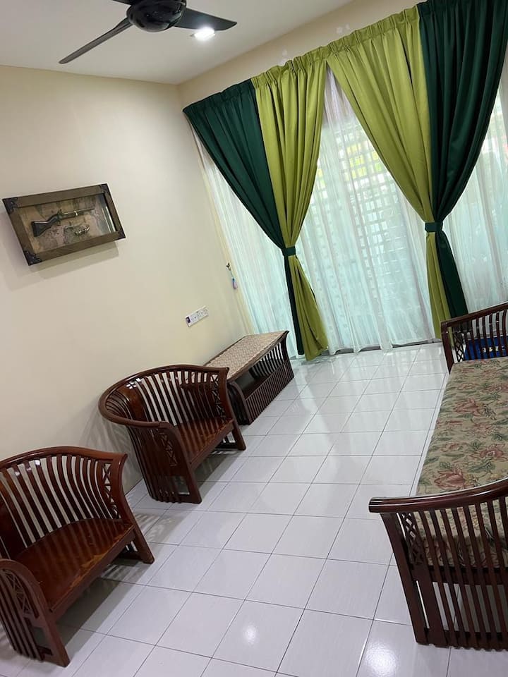 E Zaa Home - Kangar