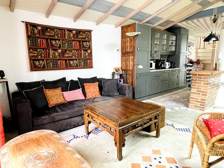 Maison Atypique Avec Garage En Coeur De Ville - La Rochelle
