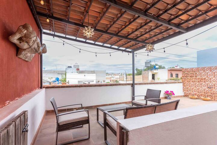 3 Min To Jardin Central I Private Terrace + Patio - 산 미겔 데 아옌데