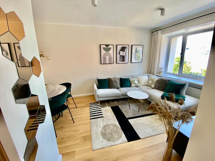 Luxury Designer Suite With Stunning Skyline View - Tallinn