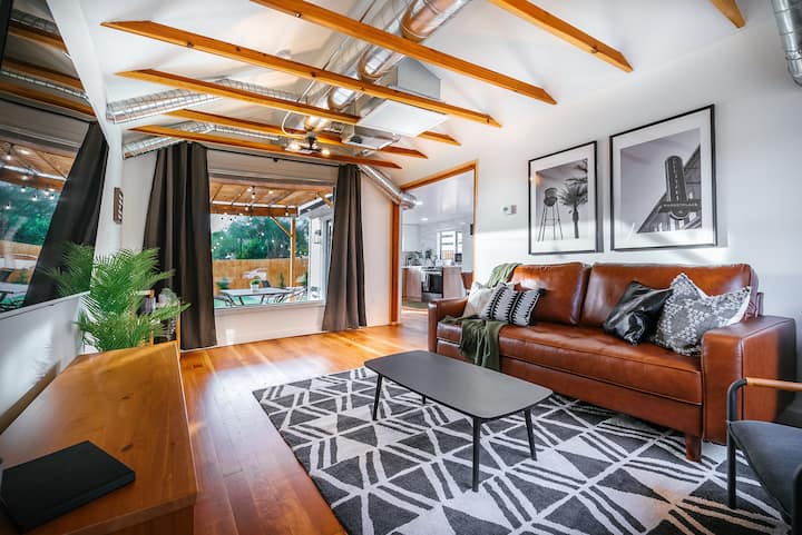 Bungalow At Palm W/ Fire Pit + Steps From Downtown - Gilbert, AZ