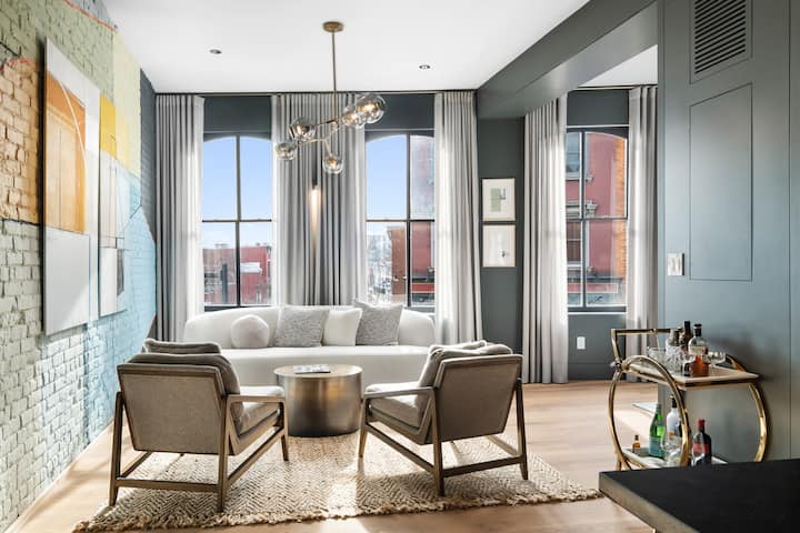 Upscale Sono Apartment - Norwalk, CT