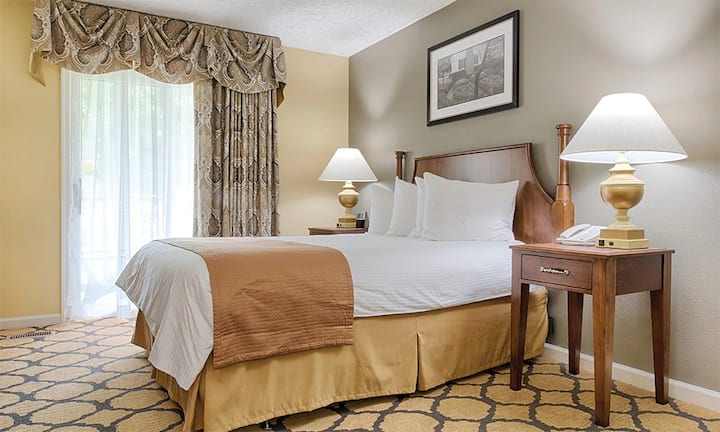 Patriots Place 2 Bedroom - Williamsburg, VA