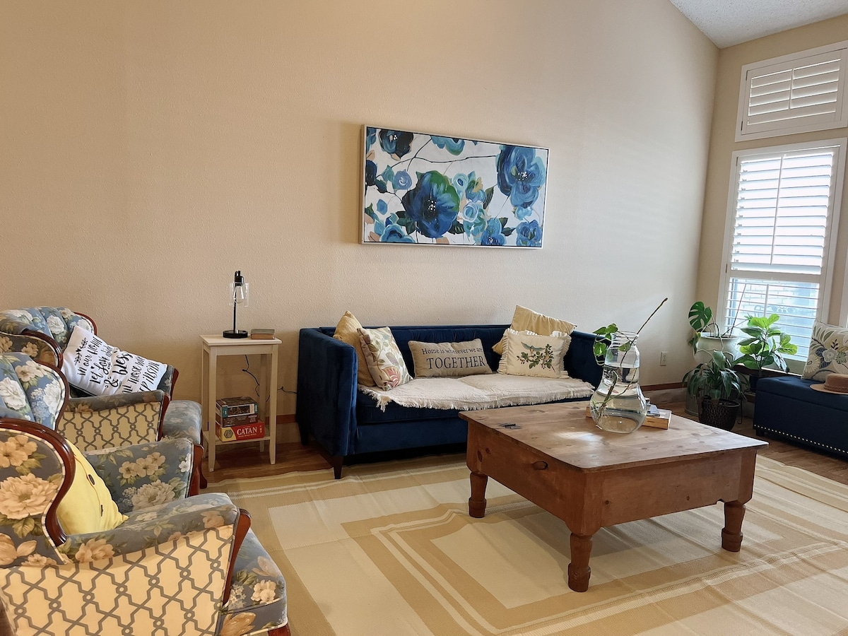 Casa Sol Lit king size/ Loop 250 - Maisons à louer à Midland, Texas ...