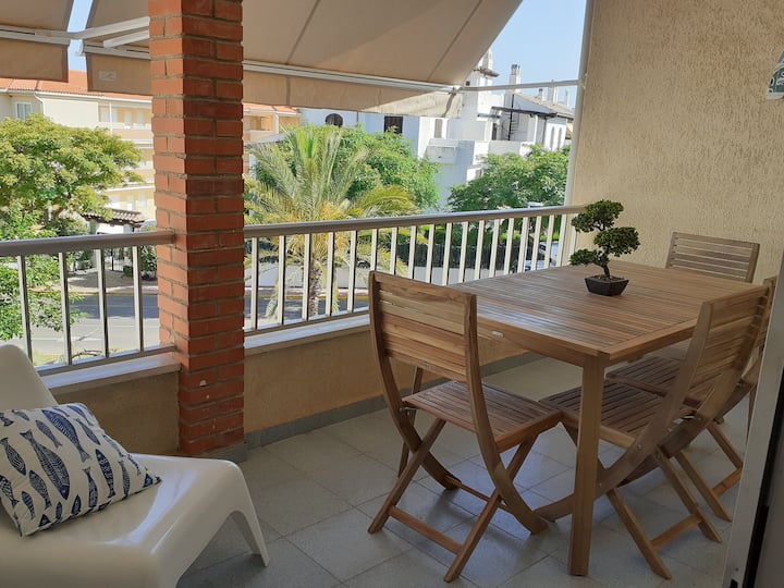 Apartamento Con Amplia Terraza 3 Habitaciones - Alcossebre