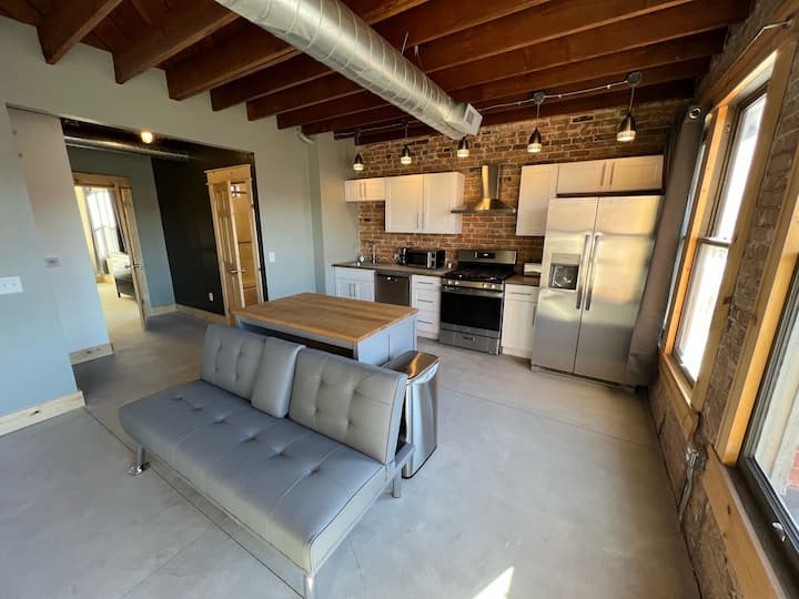 Windsor Restoration Loft - Ogden, UT