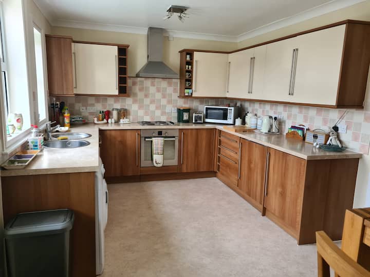 2 X Double Bed, Newmarket, Cb8 - Newmarket, UK