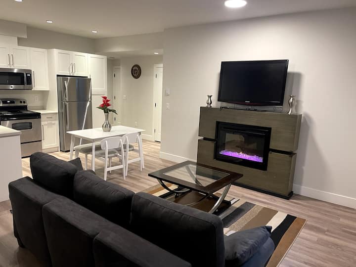 New 2br Suite Near White Rock Pier & East Beach - White Rock