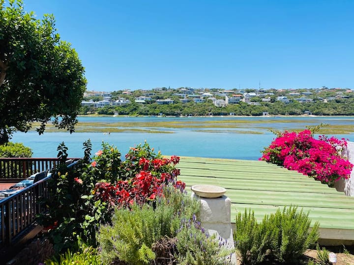 Family Fun In River Road, Bushmans - Kenton-on-Sea