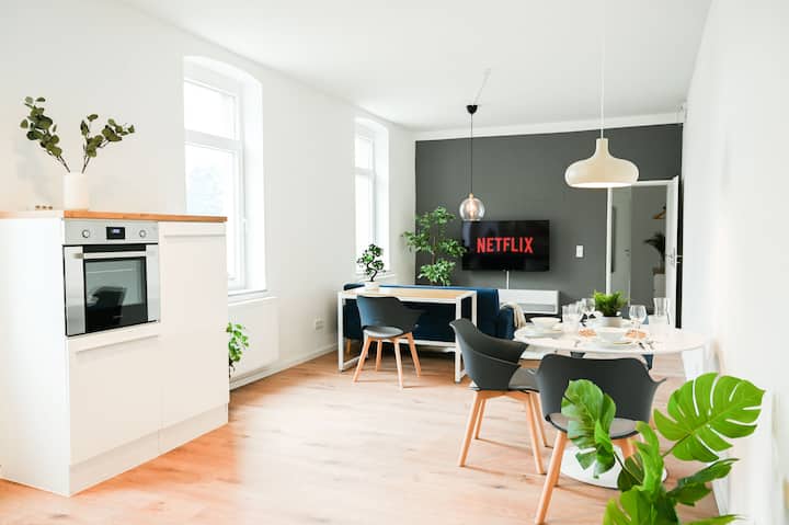 55m² Apartment In Krefeld | Central | High Ceiling - Krefeld