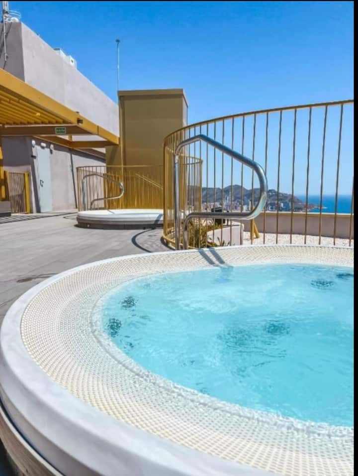 Intempo Panoramic Sunrise & Spa - Benidorm