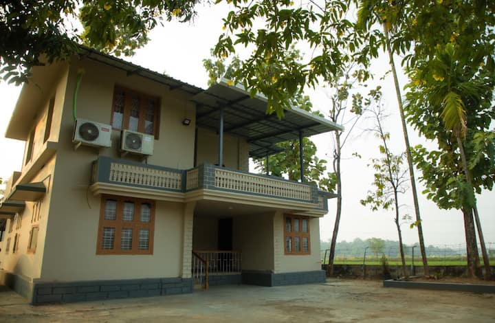 Heal Hive Homestay - Alathur