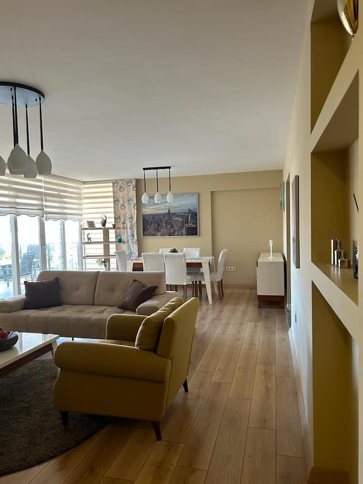 Modern Cosy Apartment Long Term - Kuşadası