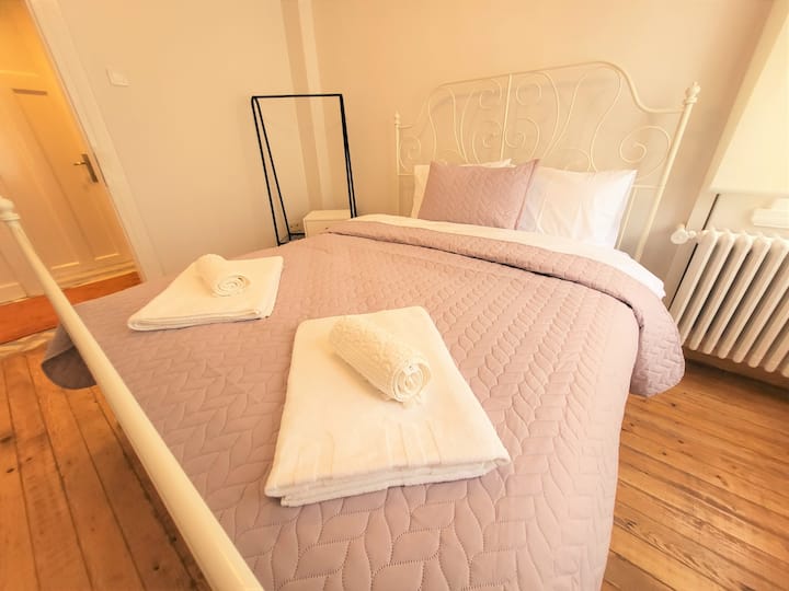 Spacious Flat In Taksim 140 M2 A/c 3+1 - İstanbul
