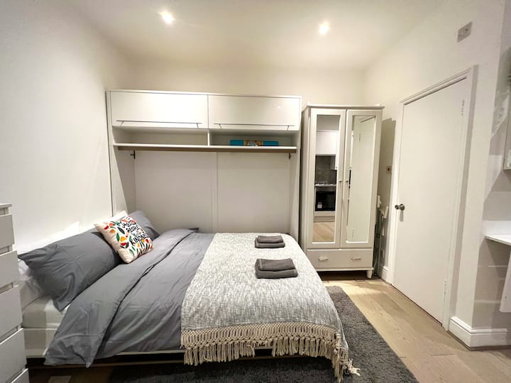 Stylish Dalston Studio: Perfect For City Breaks - Greenwich