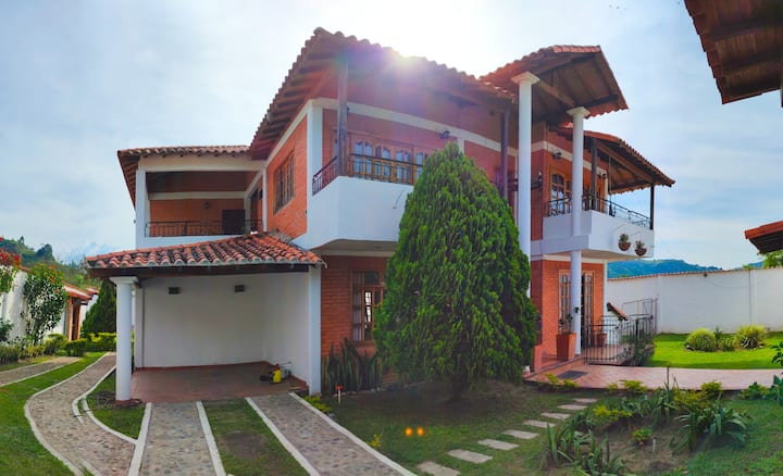 Cabaña Amplia Y Privada - Chinácota