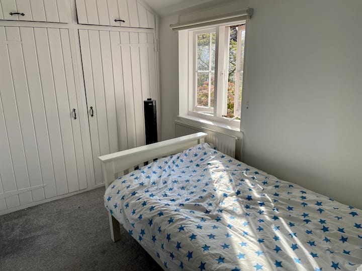 Quiet Room Near Genome Campus - Saffron Walden