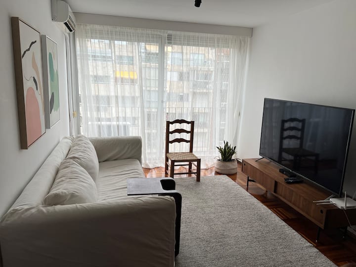 Completo Apto De 3 Dormitorios - Montevideo