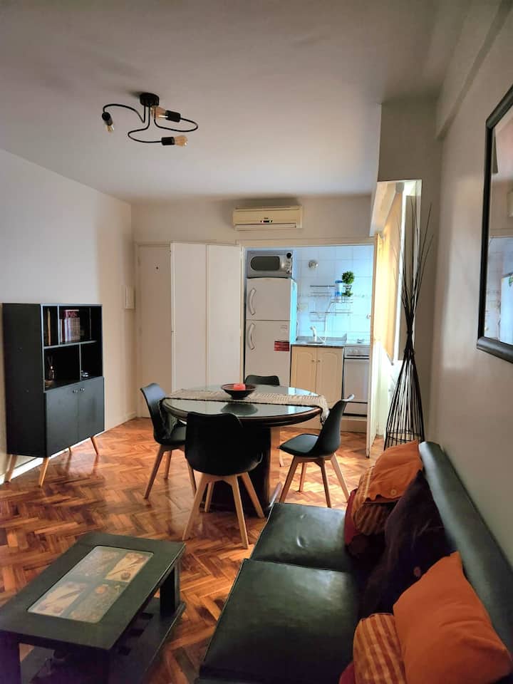 Cómodo Y Tranquilo Apartamento En El Centro - Buenos Aires