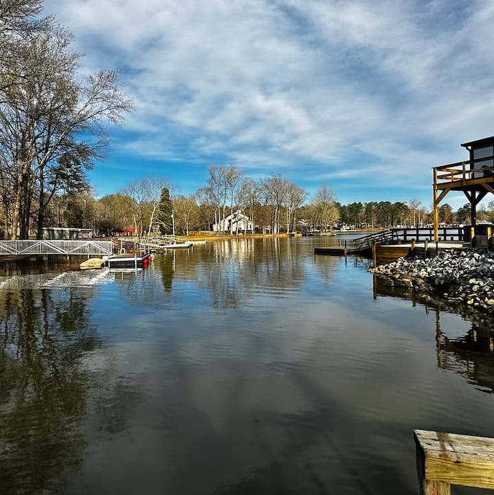 Parrot Landing - Lakefront - Lexington, NC