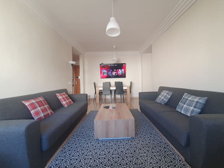 A Superb 1 Bedroom Entire Flat Across The Sea - Rabat