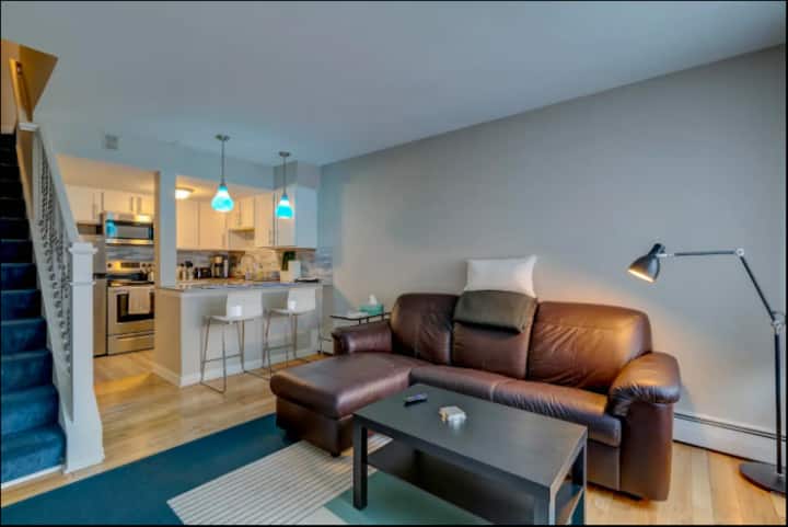 Perfect Kerrytown + Main St. Location W/parking #4 - Ann Arbor, MI