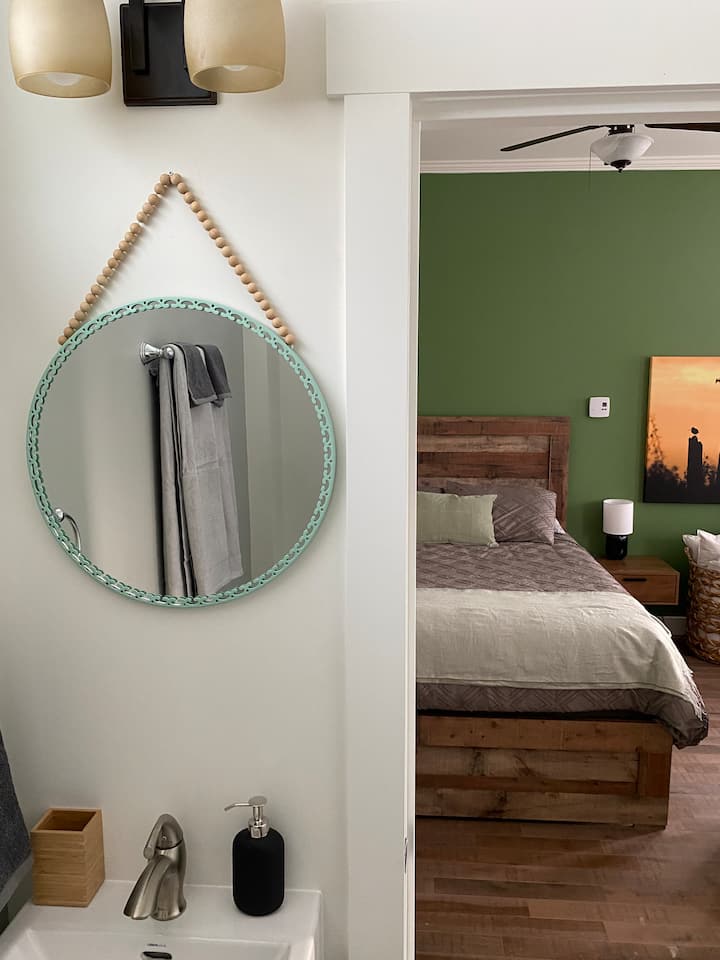 Birch Suite - Golden