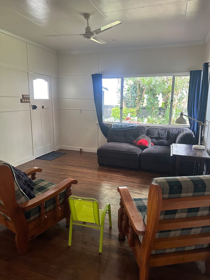 Cosy Cottage! 500m To Town! - Malanda