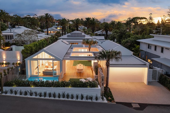Aroha New Luxury Home Walk To Town And Beach - Byron Bay