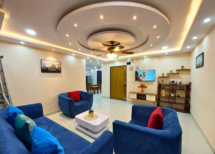 Near Axis Mall & Novotel-luxury 2bhk Flat 2balcony - Calcuta, WB, India