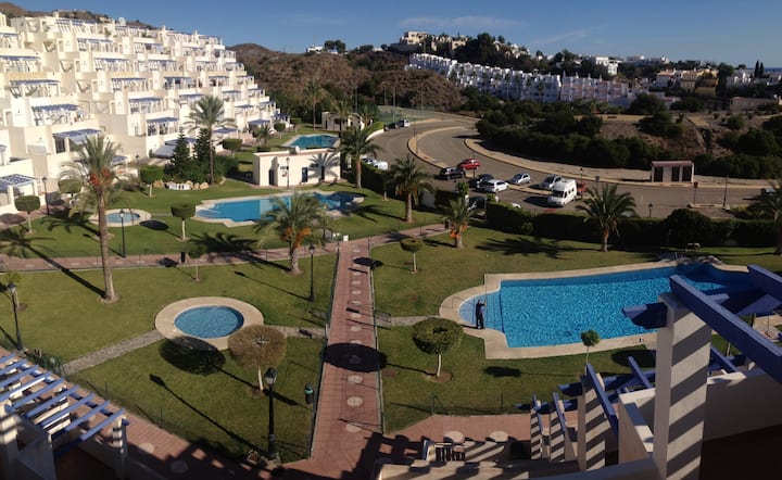 A 600metro De La Playa Y Con Varias Piscinas - Mojácar
