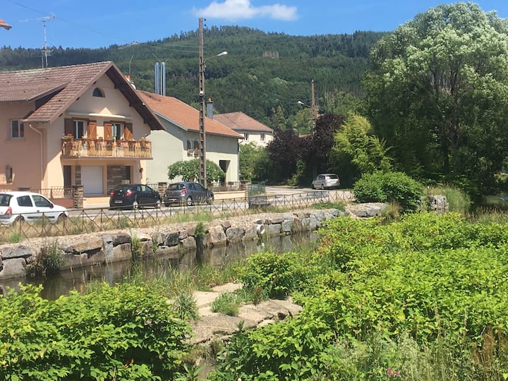 Appartement Dans Jolie Maison. - Corcieux
