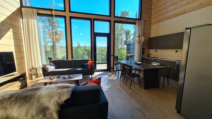 Villa With Hot Tub And Ski Lift Tickets - Lapland