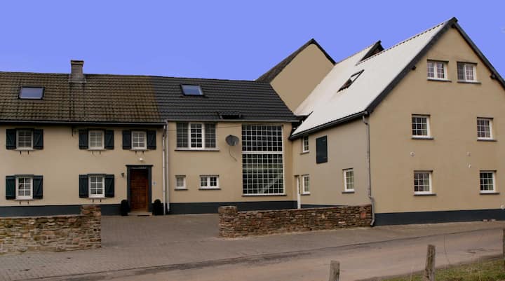 Rustig Gelegen Woning - Bütgenbach