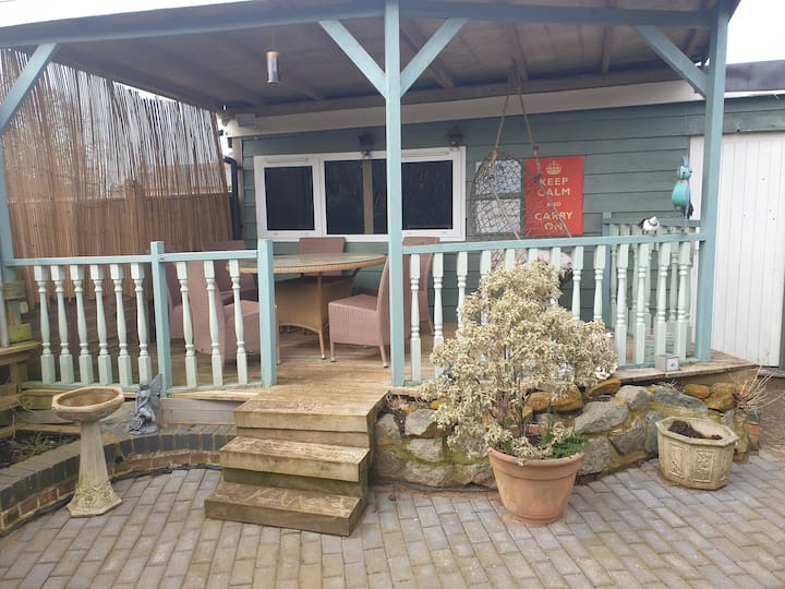 Hideaway Cabin - Banbury