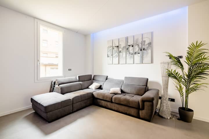 Relaxroom, Idromassaggio , Freeparking, S.orsola - Bologna