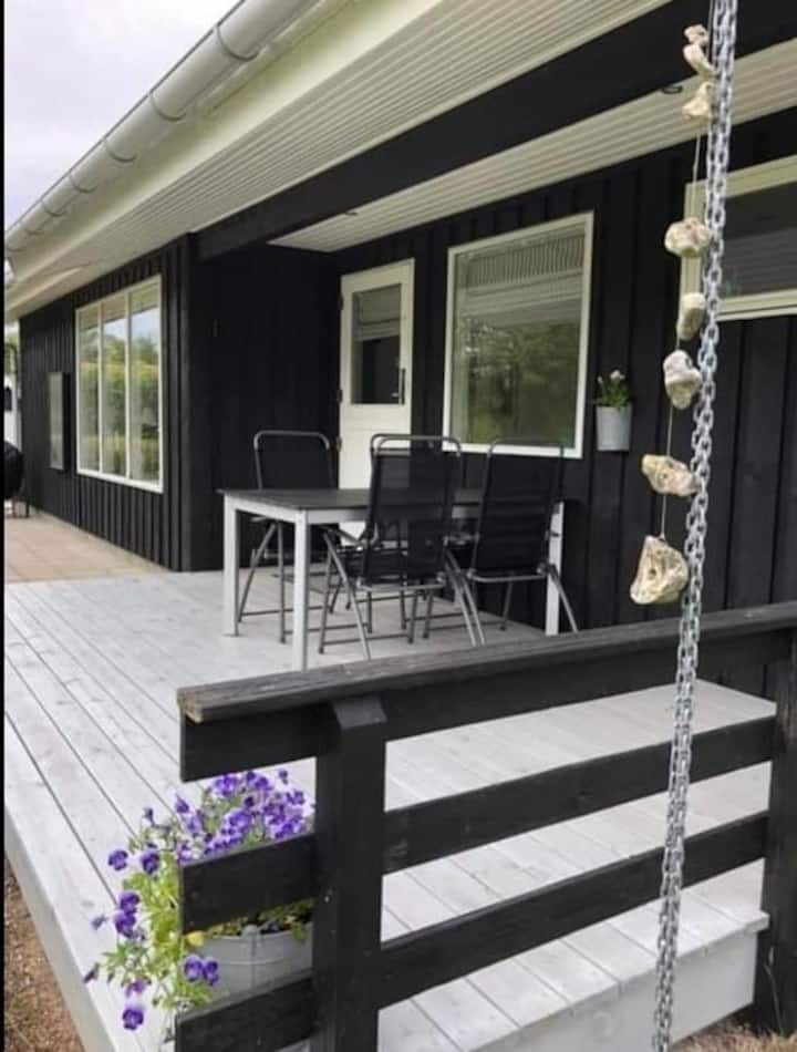 Hyggelig Sommerhus Nær Dejlig Badestrand. - Danemark