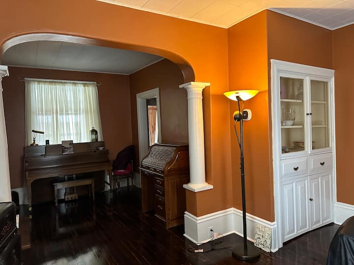 Sommer House - Smiths Falls