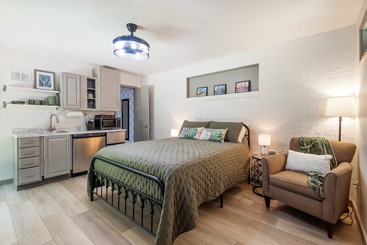 Studio On Tobacco Road - Chapel Hill, NC