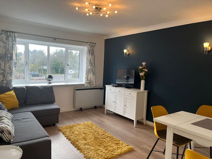 Fully Refurbished 2 Bed Flat In Marchwood - Beaulieu