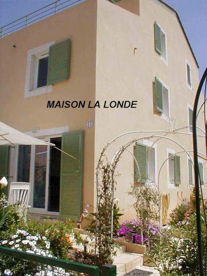 Mazet 100 M De La Plage - La Londe-les-Maures