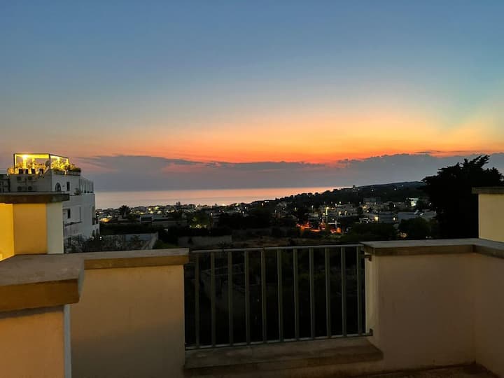 Scenic "Iris", 2 Bedrooms, Pool, Sea-view, Terrace - Pouilles