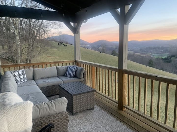 *East Meets West*   Boone -5 Min Drive To Downtown - Boone, NC